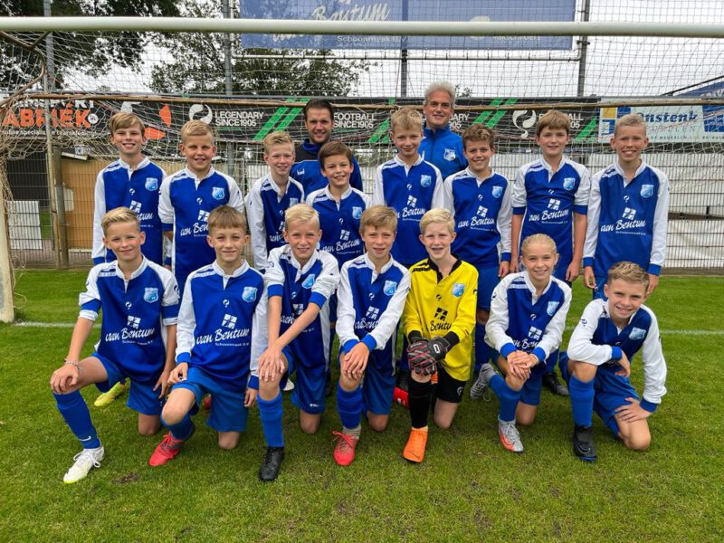 Teamfoto's seizoen 2023 - 2024 - V. en AV Pax Hengelo Gelderland